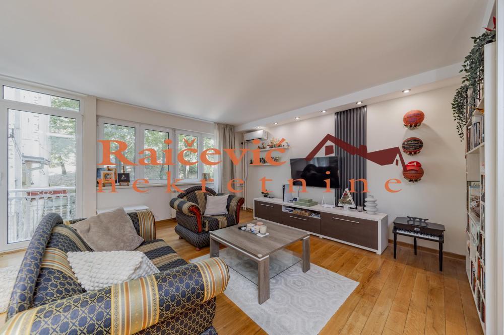 Luke Vojvodica, Jednoiposoban stan na prodaju, 55m2, 176.000€