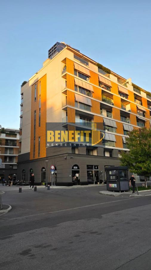 Trosoban stan na prodaju, 96m2, 580.000€