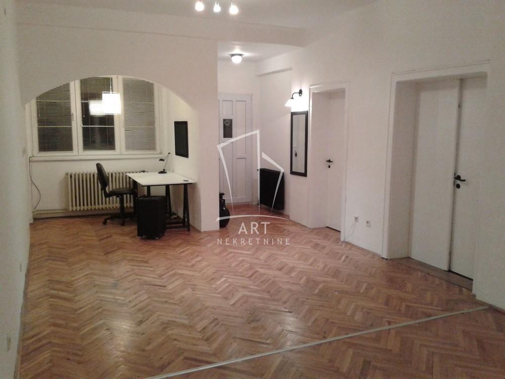 Lješka, Četvorosoban stan na prodaju, 106m2, 269.000€