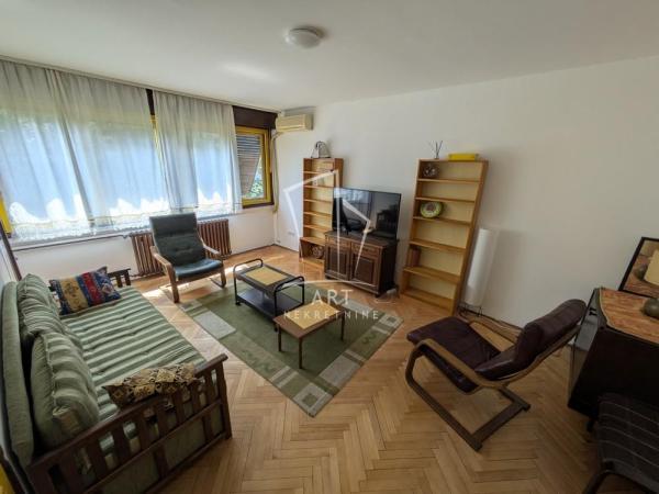 Braće Jerković, Trosoban stan za izdavanje, 82m2, 500€