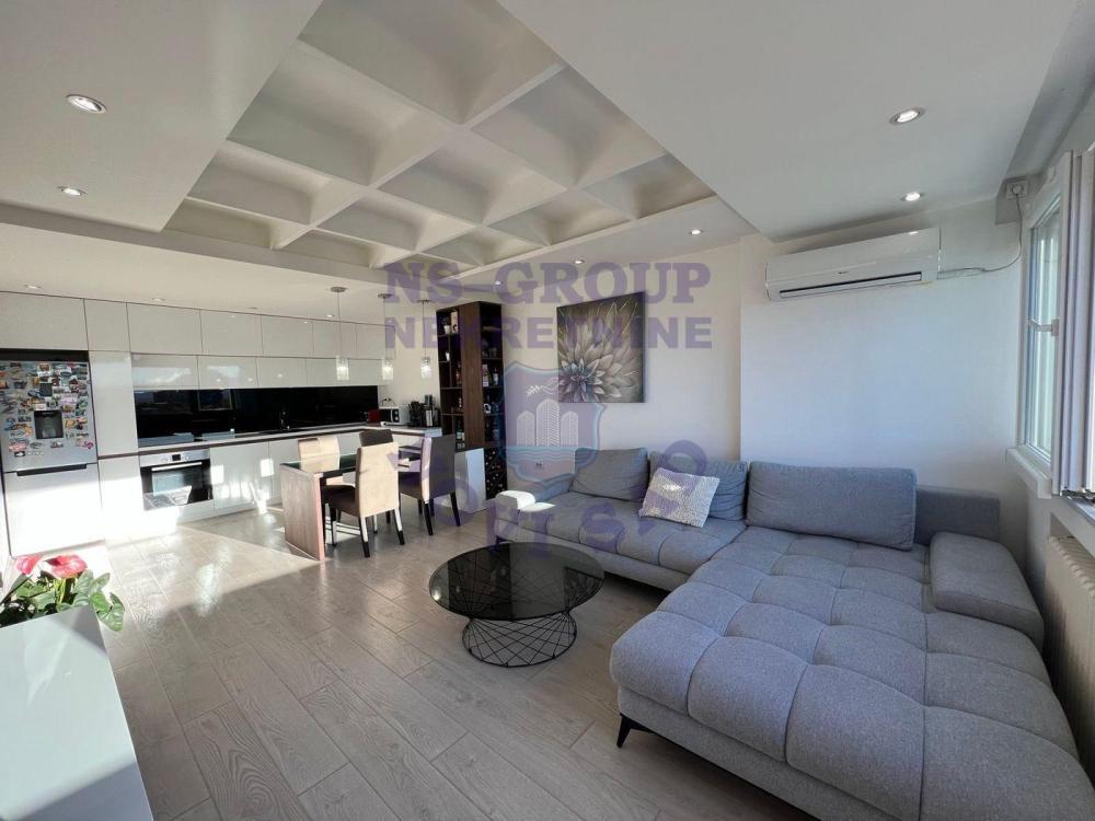 Četvorosoban stan na prodaju, 75m2, 236.900€