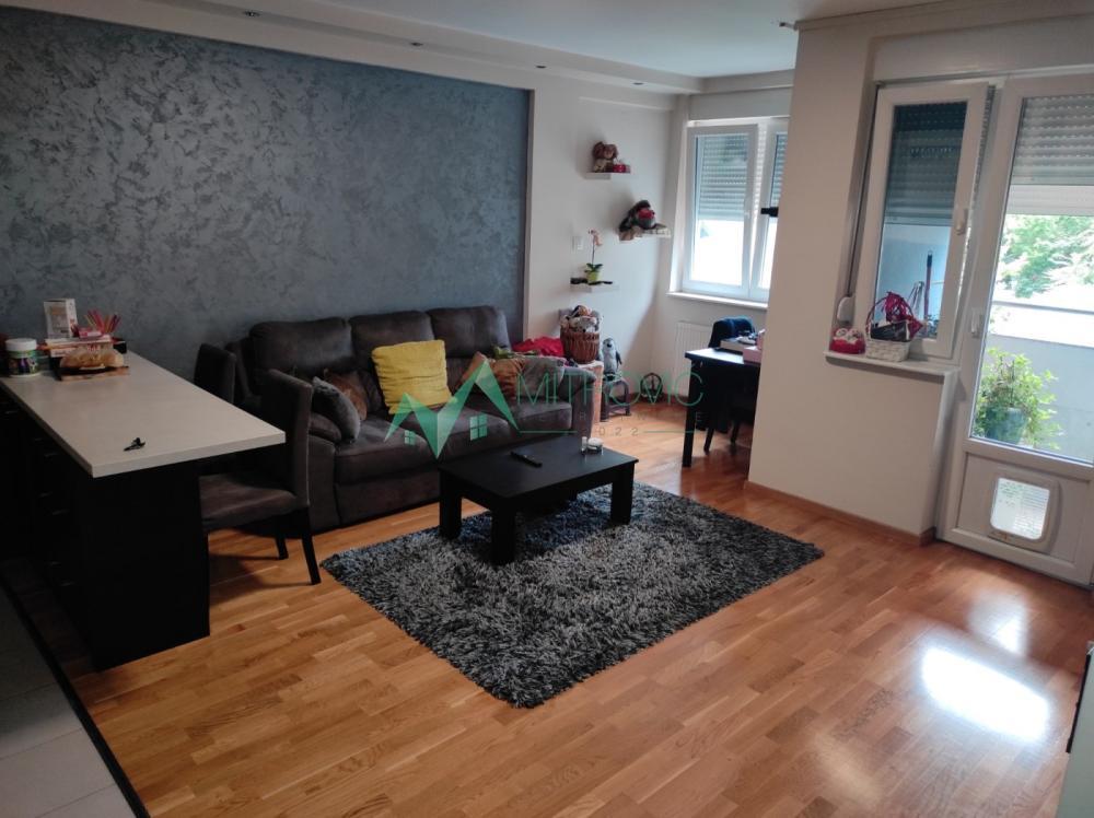 Dvosoban stan za izdavanje, 42m2, 440€