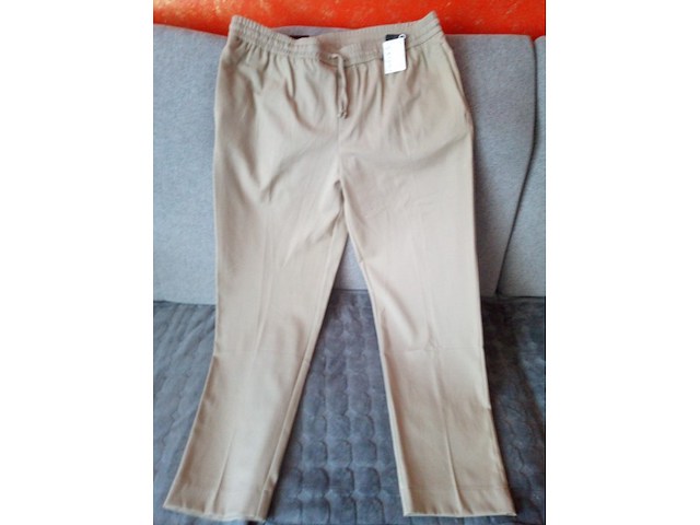 Muske letnje pantalone na gumu