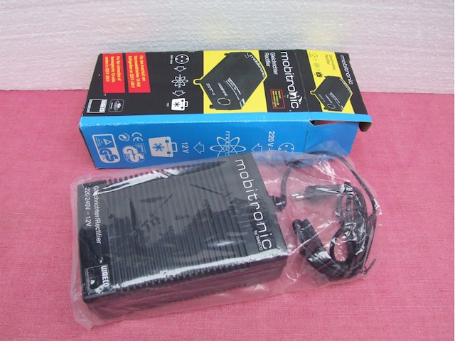 Mobitronic adapter 12V 5A 220V na 12V za kola NOV+GARAN
