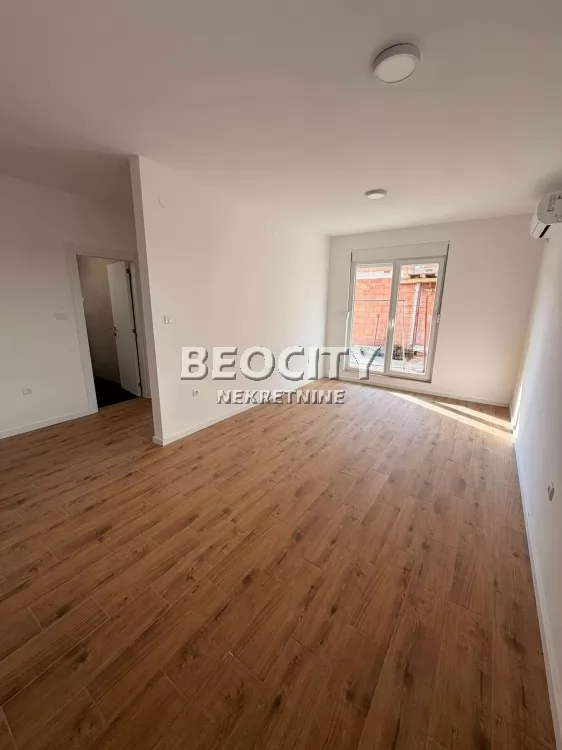 Dvosoban stan, 37 m2, Klisa, Vidovdansko naselje ID: 133856