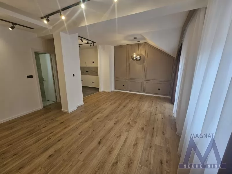 Stan,NOVI SAD,CENTAR,kv: 58, € 190550, ID: 1019397