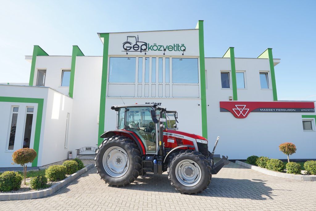 Novi Massey Ferguson 5M.115 Dyna-4 Essential traktor točkaš