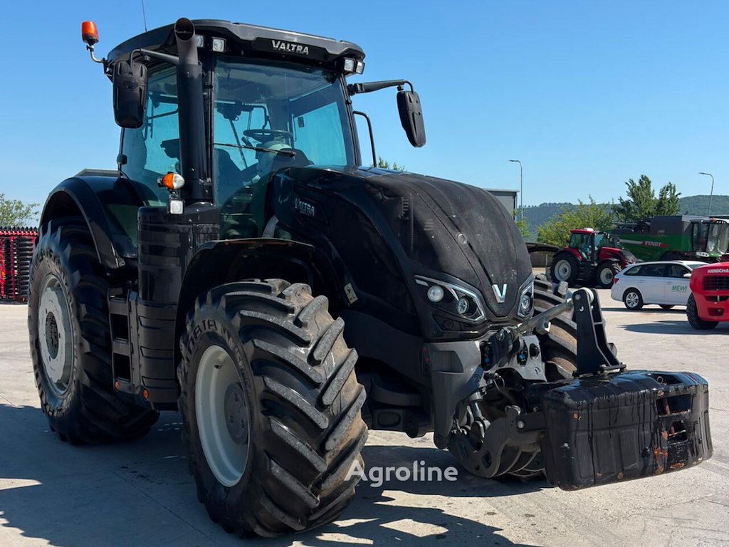 Valtra S274 traktor točkaš