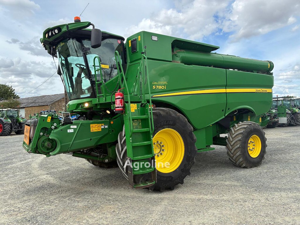 John Deere S780i kombajn za žito