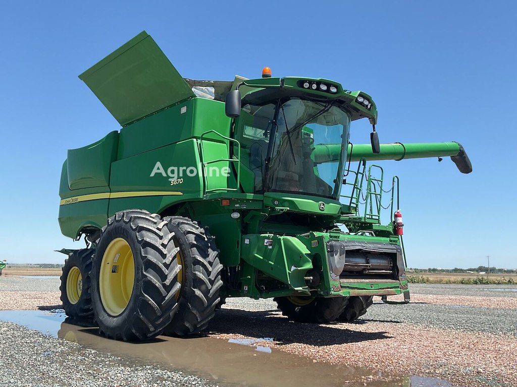 John Deere S670 kombajn za žito