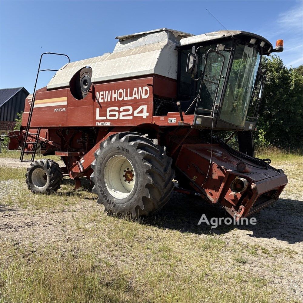 Prodaje se New Holland L624 kombajn za žito na aukciji