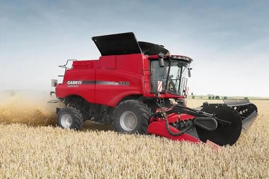 Izdajem Case IH 6140 kombajn za žito