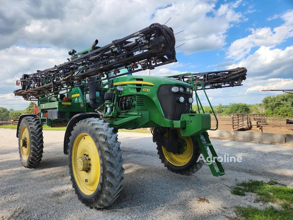 John Deere 4730 samohodna prskalica