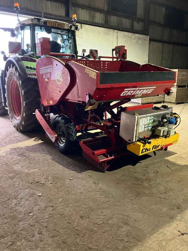 Grimme GL 32 B sejalica za krompir
