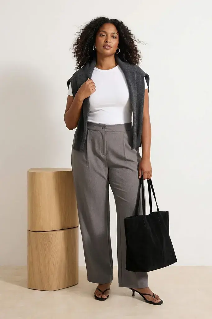 Trendyol Curve Ženske pantalone TBBSS26AR00002, Sive