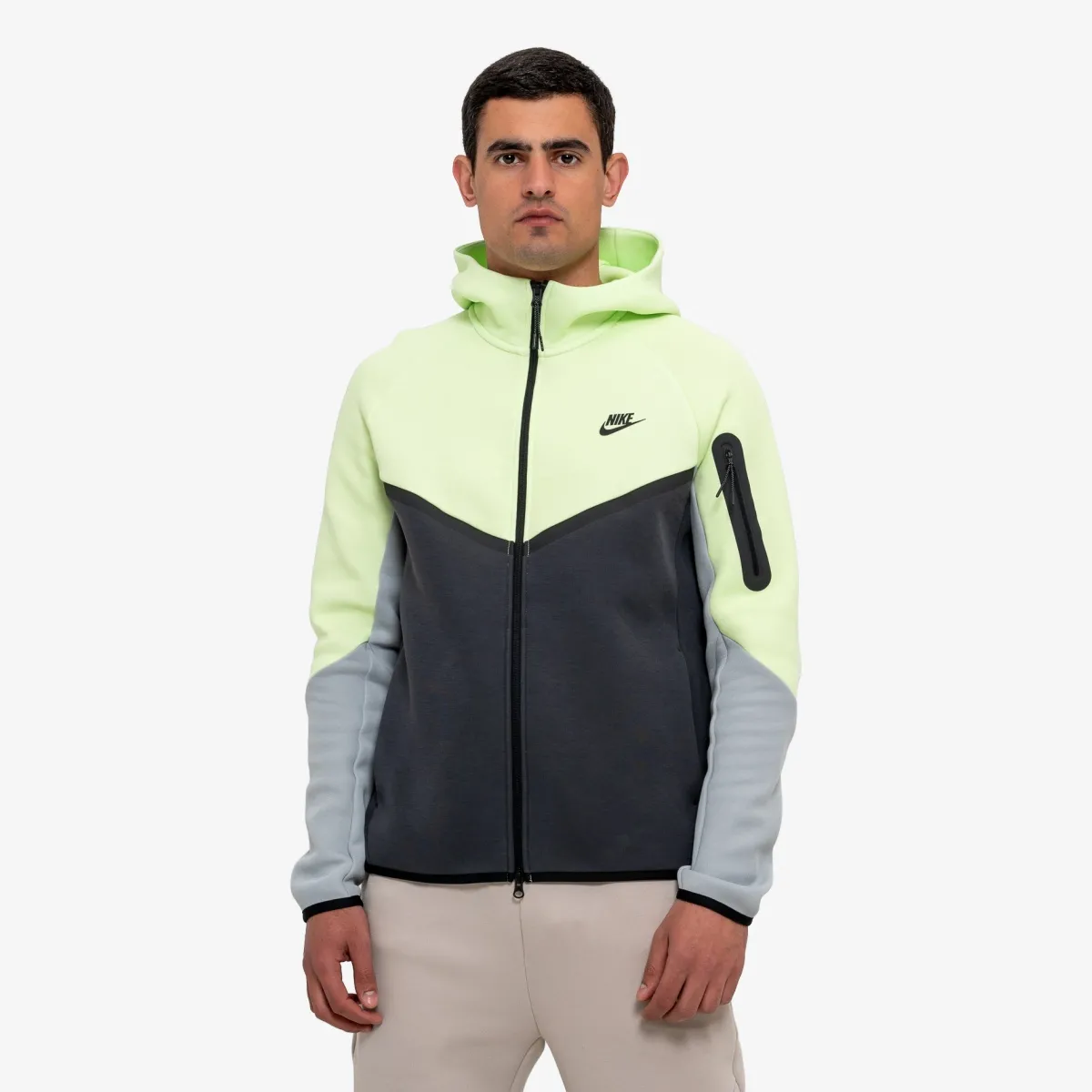 nike dukserica tech fleece