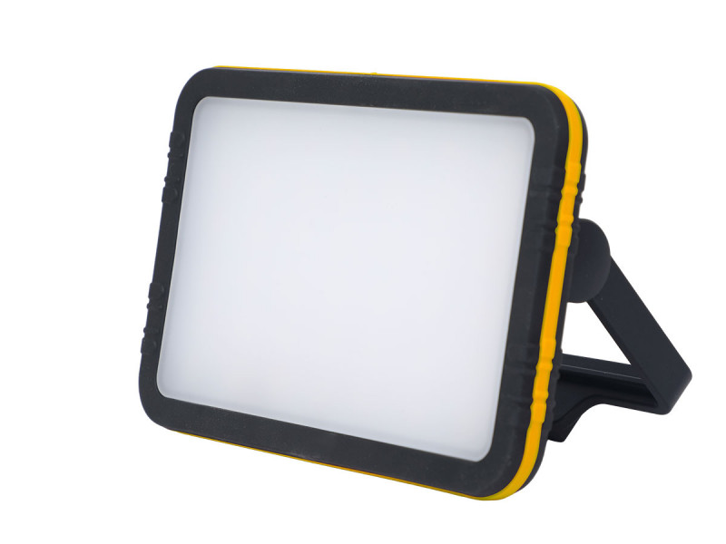 LAMPA BATERIJSKA LED MK24-10DC