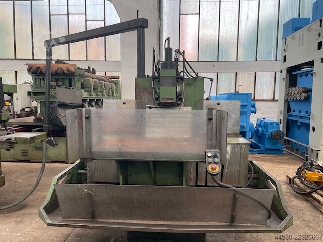 Alatna glodalica
DECKEL FP5NC Dialog 4