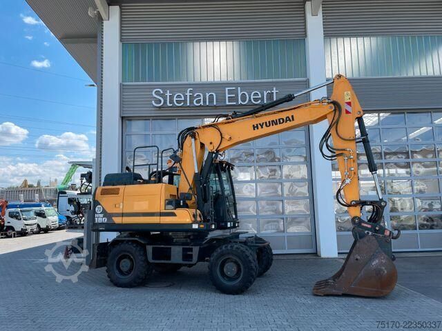 Bager na točkovima
Hyundai HW 180 / 6.102h / Tieflöffel / OQ70/55 / Klima