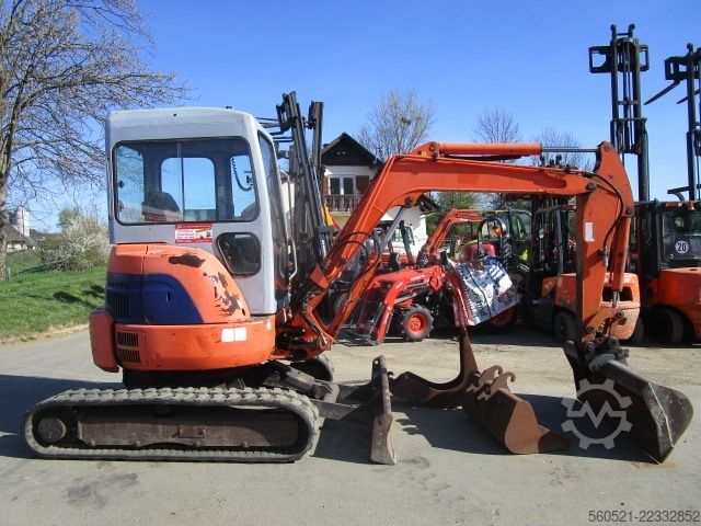 Mini bager
Hitachi EX36UE - Schnellwechsler + 3 Löffel