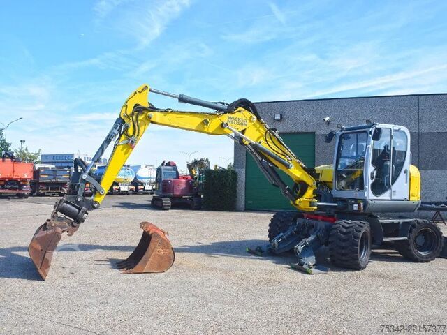 Bager na točkovima
WACKER NEUSON EW100 wheel-excavator Model E06-06