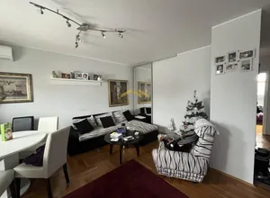 Prodaja Stan - Novi Sad