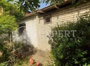 Prodaja Kuća - Niš, Crveni Krst: Ratko Jović - Šljaka - Medoševac