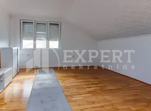 Prodaja Stan - Niš, Crveni Krst: Ratko Jović - Šljaka - Medoševac