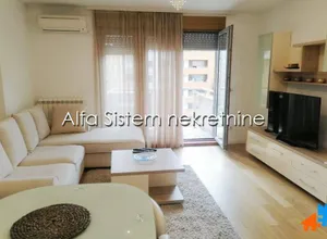 Izdavanje Stan - Beograd, Belvil