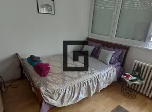 Prodaja Garsonjera - Beograd, Novi Beograd: Paviljoni - Pariske komune - Ikarus