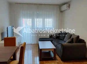 Izdavanje Stan - Beograd, Palilula: Karaburma