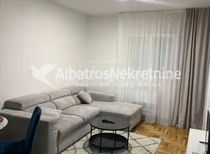 Izdavanje Stan - Beograd, Savski Venac Centar