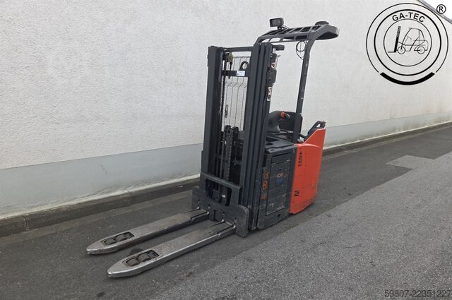 Ručni viljuškar
Linde D14SPi