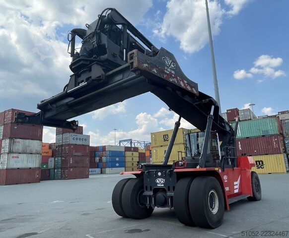 Full Container Reachstacker
CVS Ferrari 3