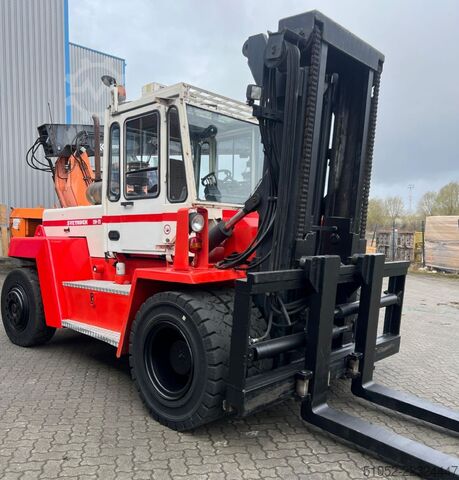 Heavy Duty Forklifts - Diesel
Svetruck 13,6-120-32