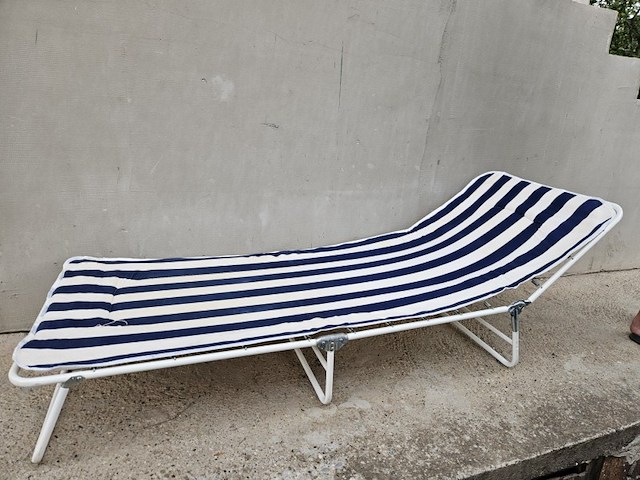 Sklopiva lezaljka sa dusekom 180x65 cm krevet za kampov