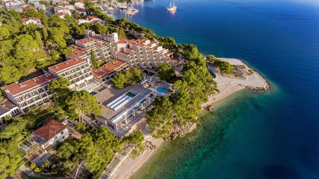 HOTEL BLUESUN SOLINE 3* - Brela / Dalmacija / Hrvatska