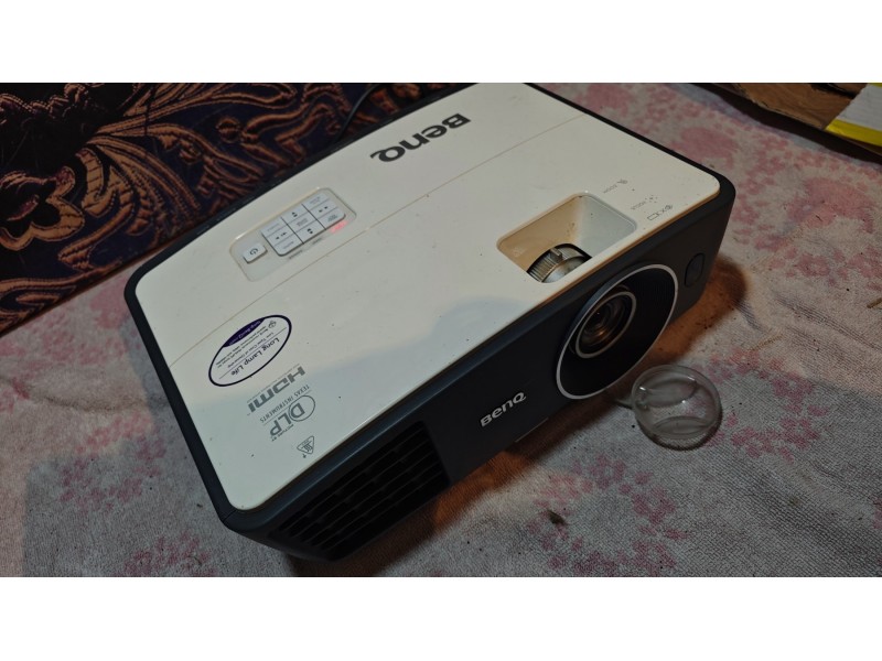 NASLOV: BenQ W750 3D DLP projektor