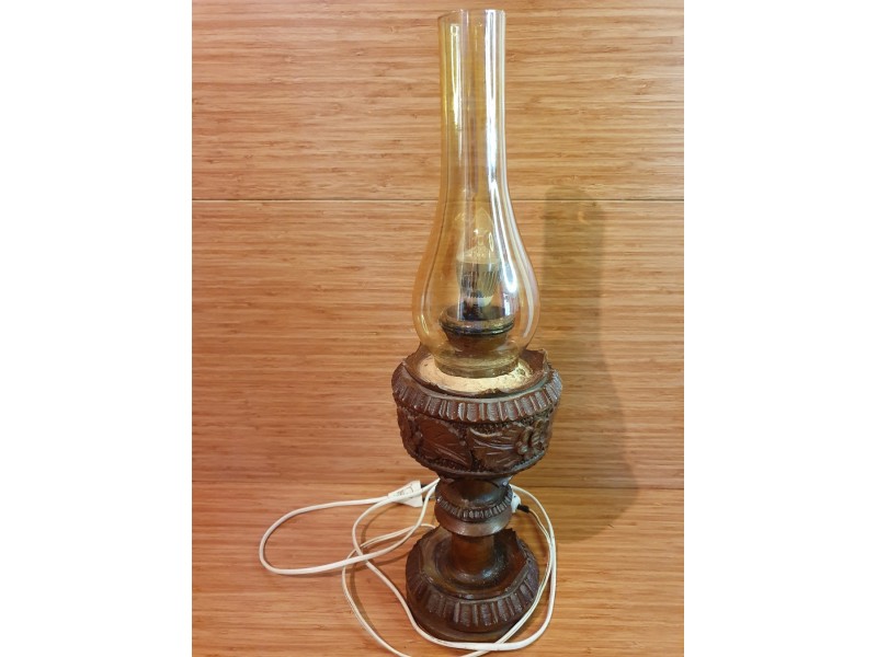 Lampa sa drvenim postoljem br.2