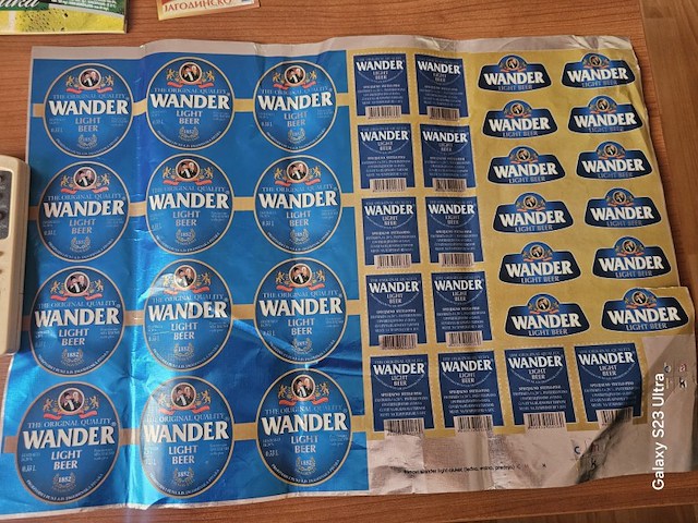 Tabla sa etiketama WANDER JAGODINSKO PIVO