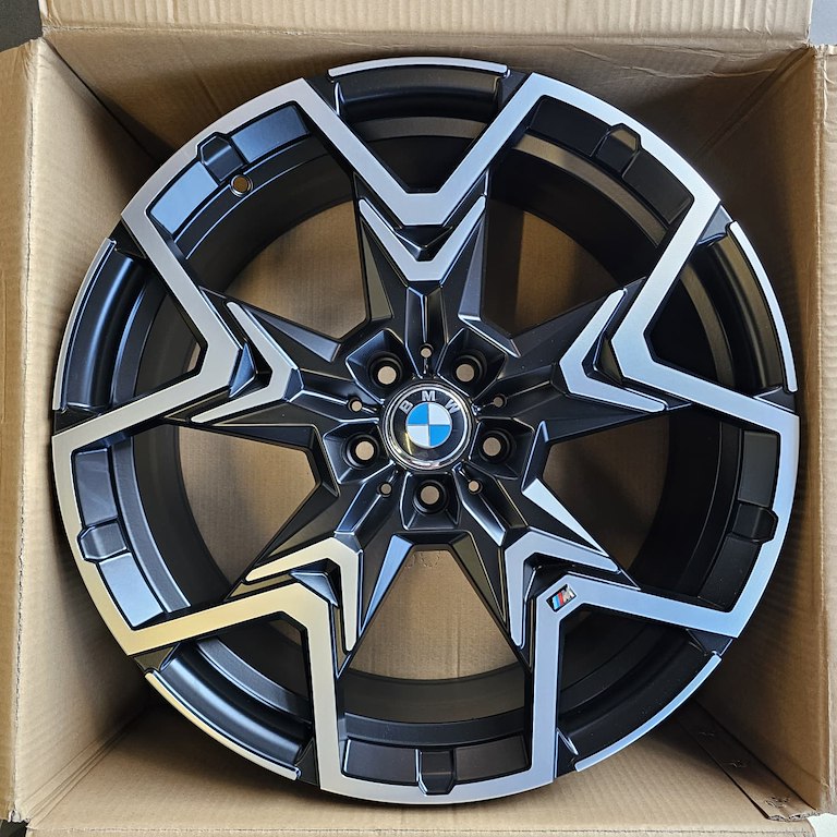 ALU FELNE
8j x20 ET46 5x112