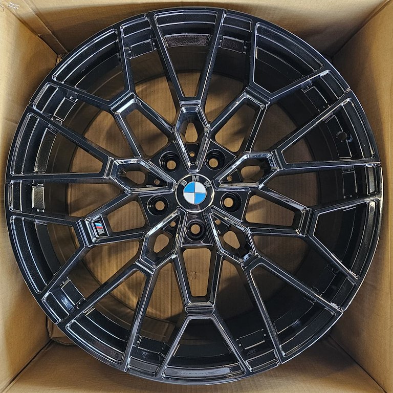 ALU FELNE
8.5J x20 ET33 5X120