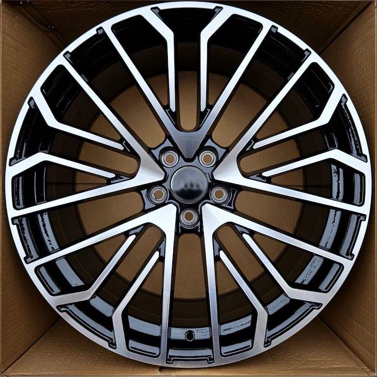 ALU FELNE
8.5J x21 ET30 5X112