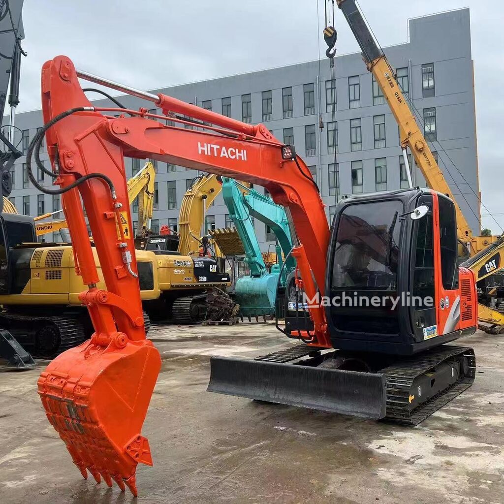Hitachi ZX60 bager guseničar