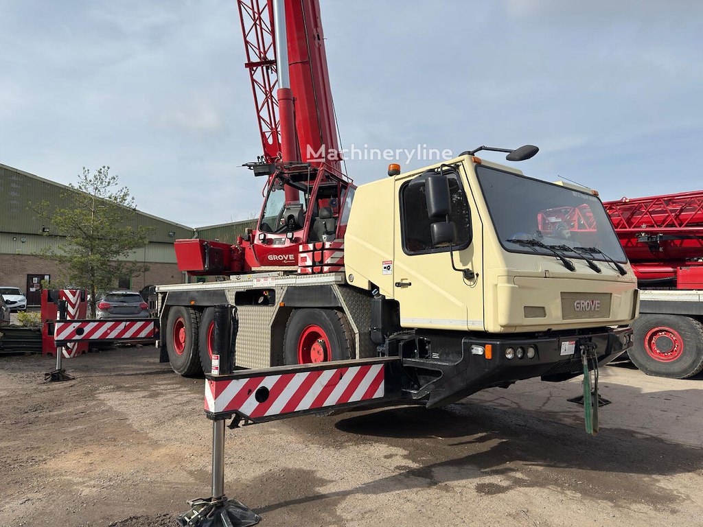 Grove GMK 3060 dizalica za sve terene