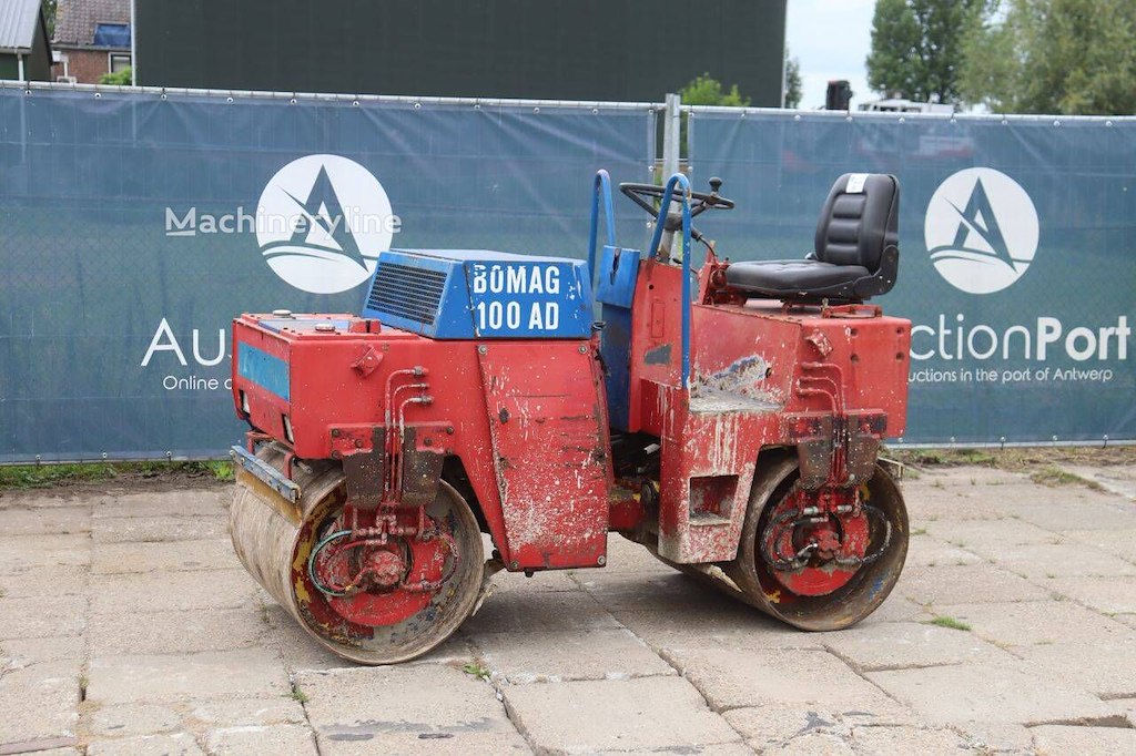 Prodaje se BOMAG 100AD valjak za asfalt na aukciji