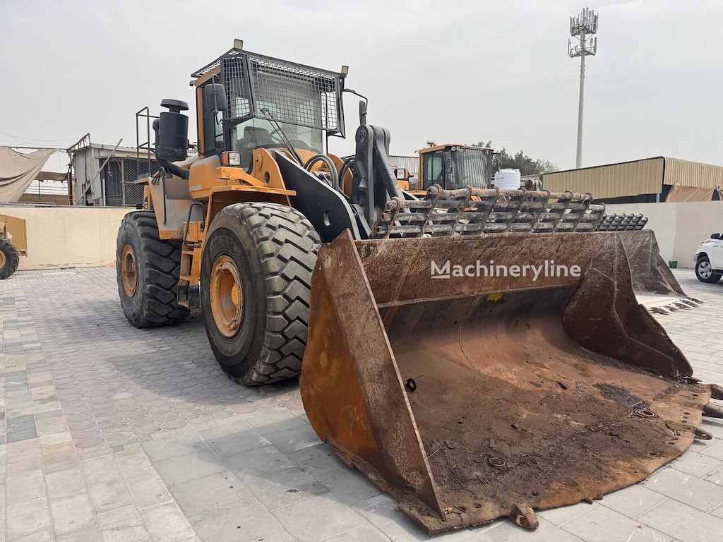 Volvo L220G prednji utovarivač