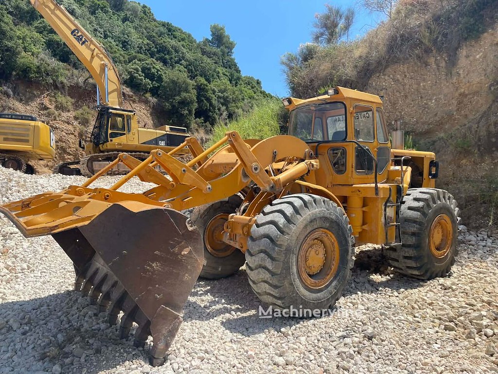 Caterpillar 966C prednji utovarivač