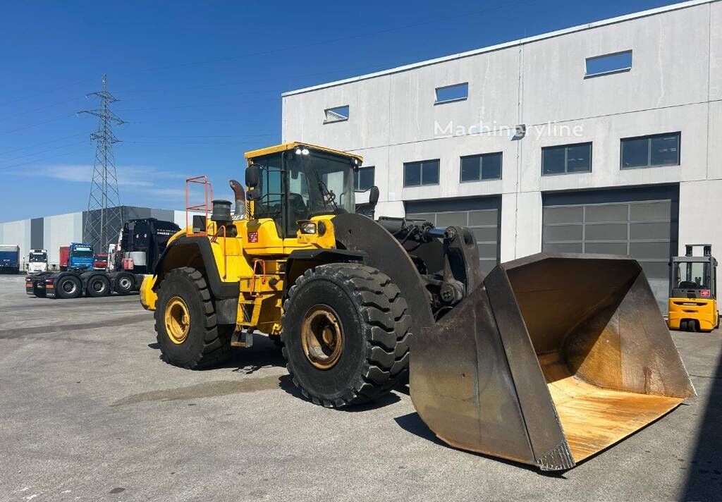 Volvo L250G prednji utovarivač