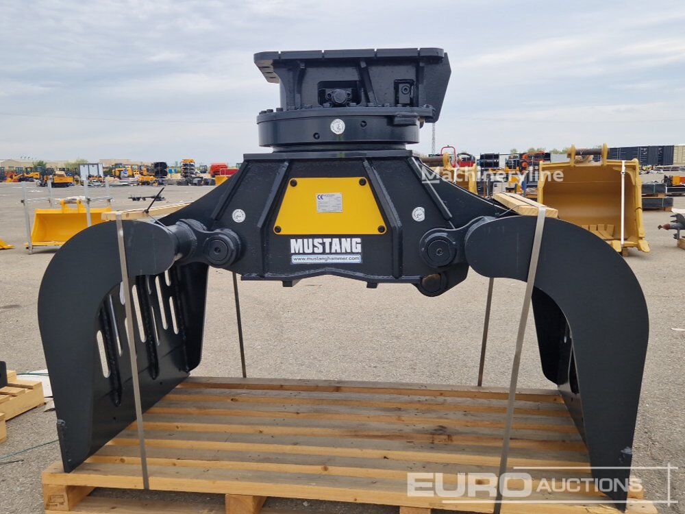 Prodaje se Mustang GRP1500 grajfer na aukciji